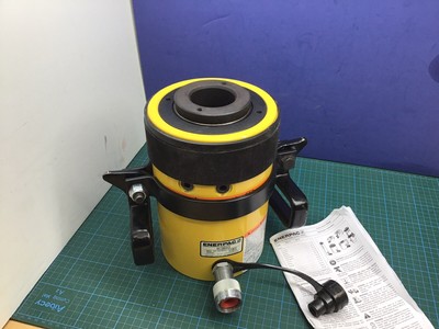 Hydraulic Cylinders - Hollow Plunger Cylinder