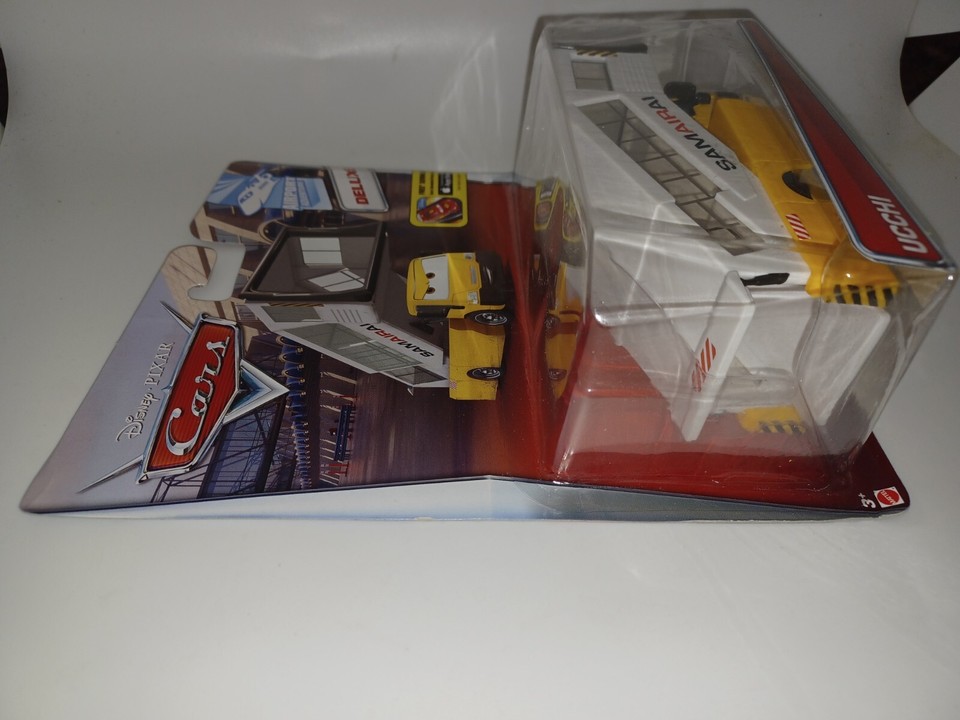 Disney Pixar Cars Deluxe Airport Adventure Ucchi New Sealed VG | eBay