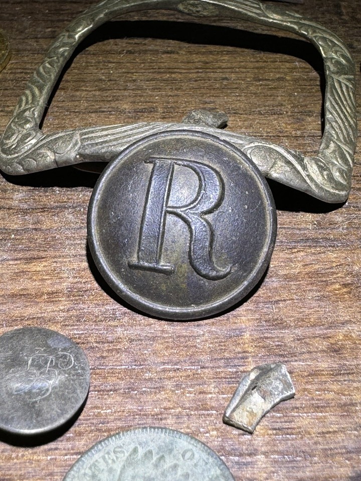 Confederate Rifleman’s Button Block R Ht&b Manchester Charleston S.C ...
