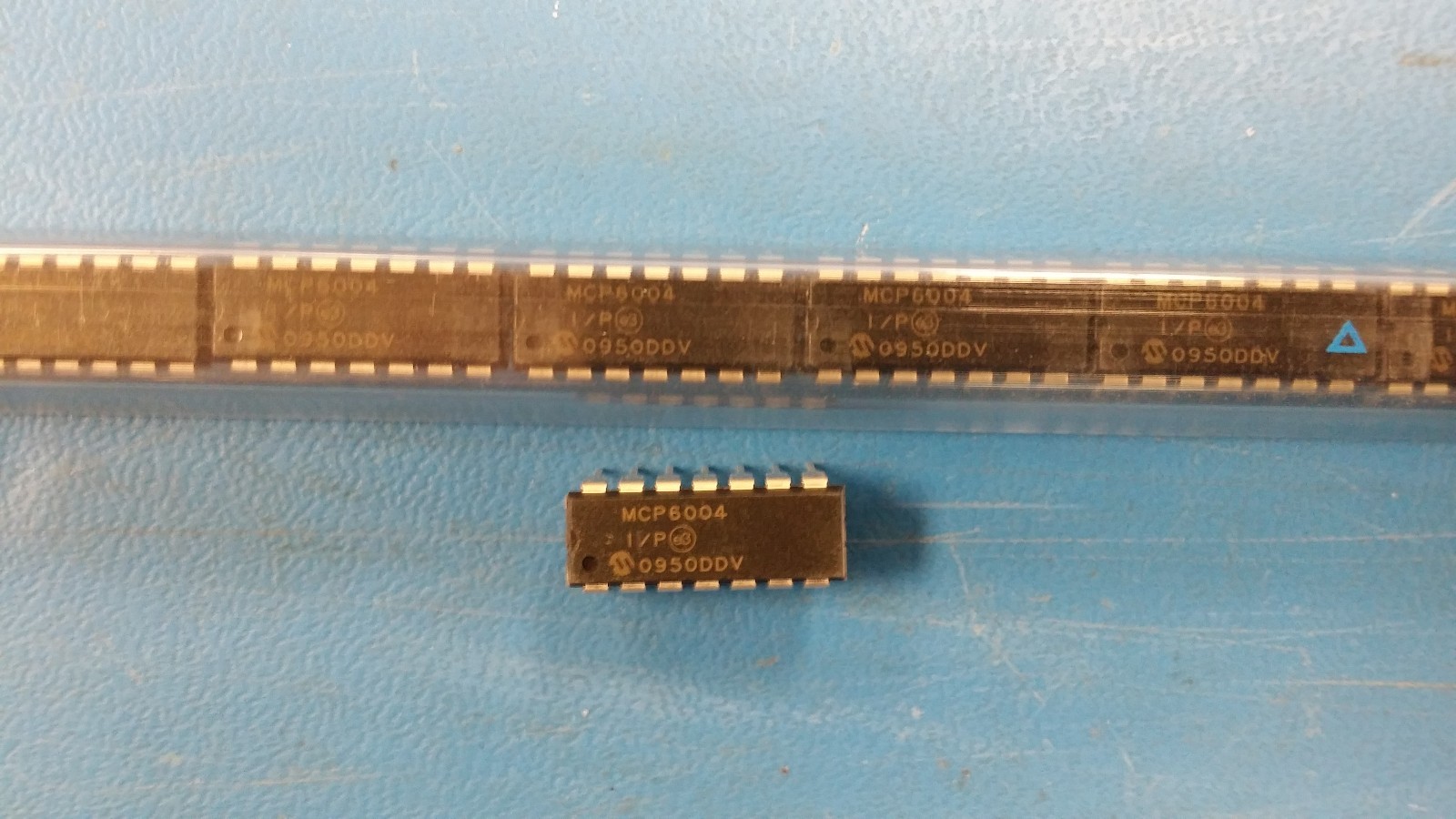 (10 PCS) MCP6004-I/P MICROCHIP OP Amp Quad GP R-R I/O 6V 14-Pin PDIP ...