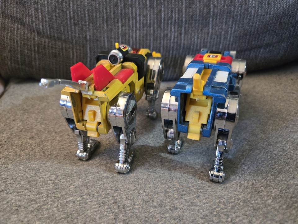 Vintage VOLTRON Lionbot Golion 1981 Diecast Japanese Knockoff Weapon ...