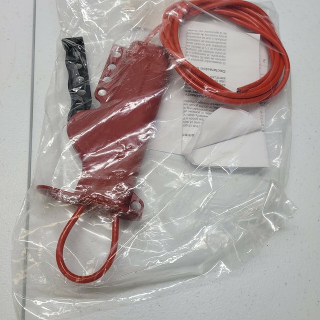 Brady 50943 All Purpose Lockout With 8 Foot Sheathed Metal Cable for ...
