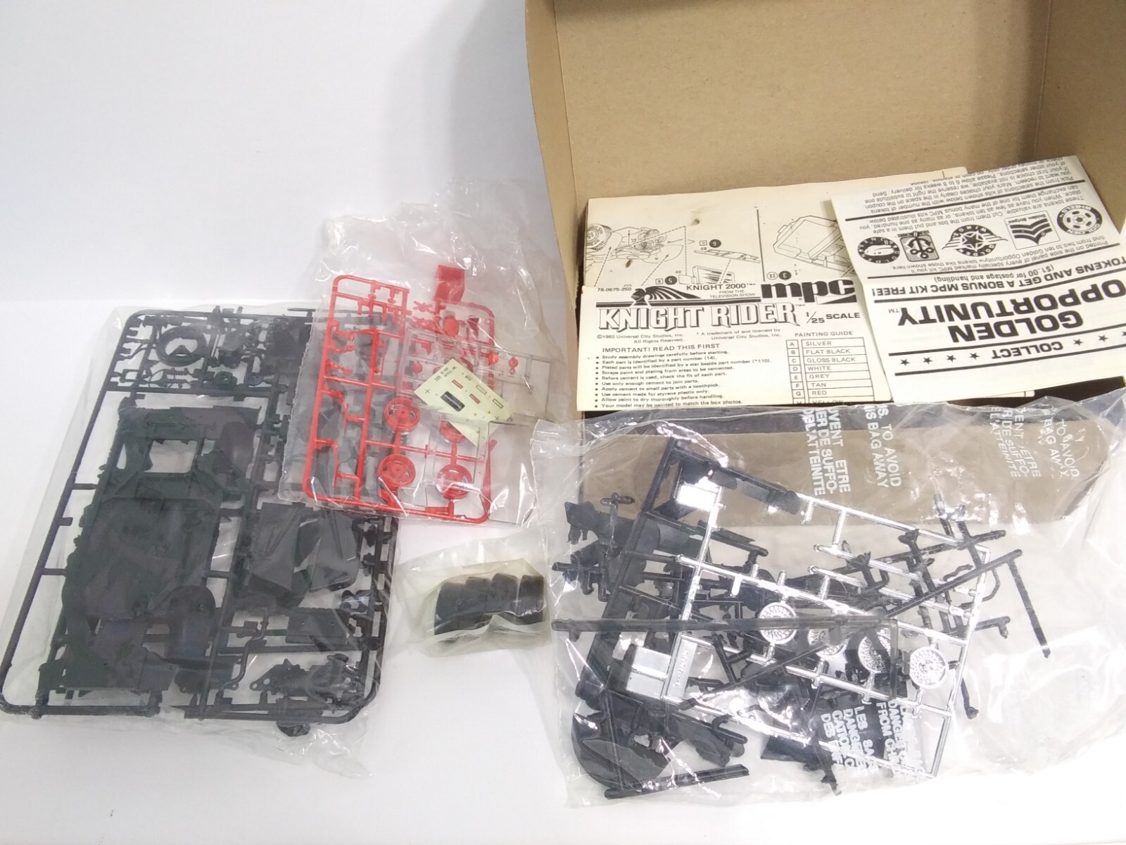 MPC Model Kit Knight Rider Kit 2000 1982 Pontiac Firebird 1/25 TV Show ...