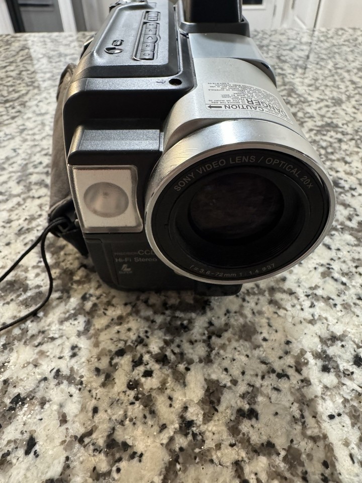 Sony Handycam DCR-TRV130 Digital 8 Camcorder Nightshot Video Recorder ...