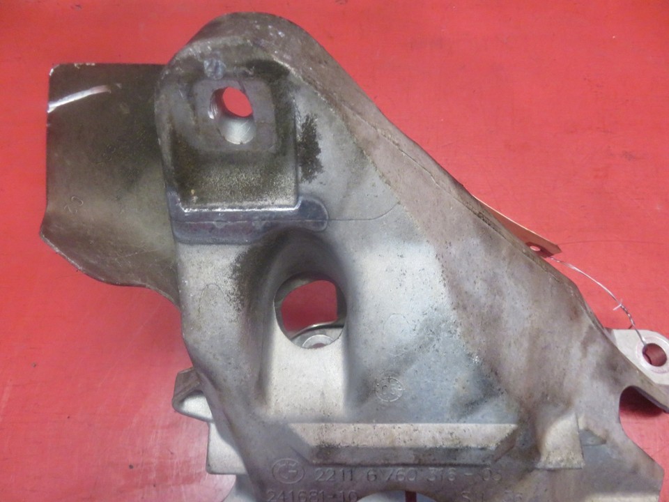2006-2008 BMW 325i SEDAN E90 OEM N52 RIGHT SIDE ENGINE MOUNT SUPPORT ...