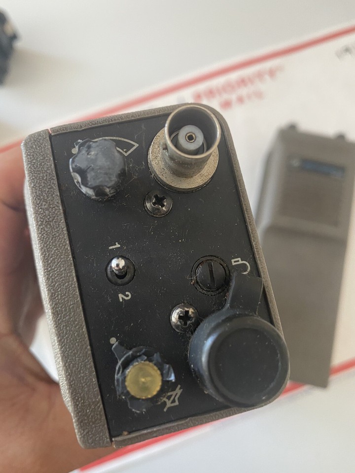 2 Motorola HT90 H33HMU1124AN Walkie Handie Talkie TX MHz Radio AS IS ...