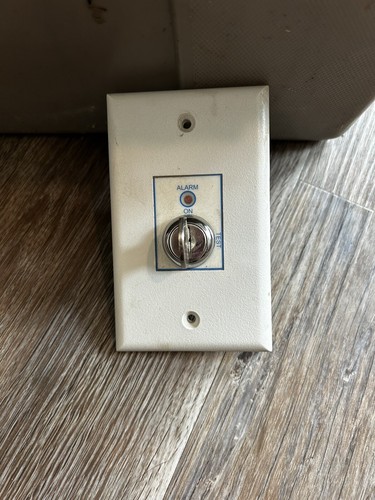 Edwards EST SD-TRK Remote Test/Reset Switch With Key | eBay