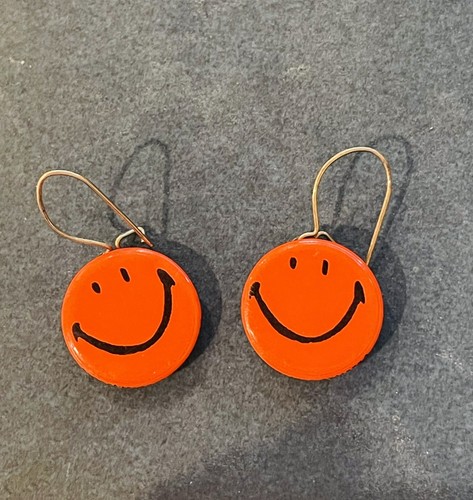 Vtg Smiley Face Pinback Buttons converted to Wire Earrings 1970s | eBay
