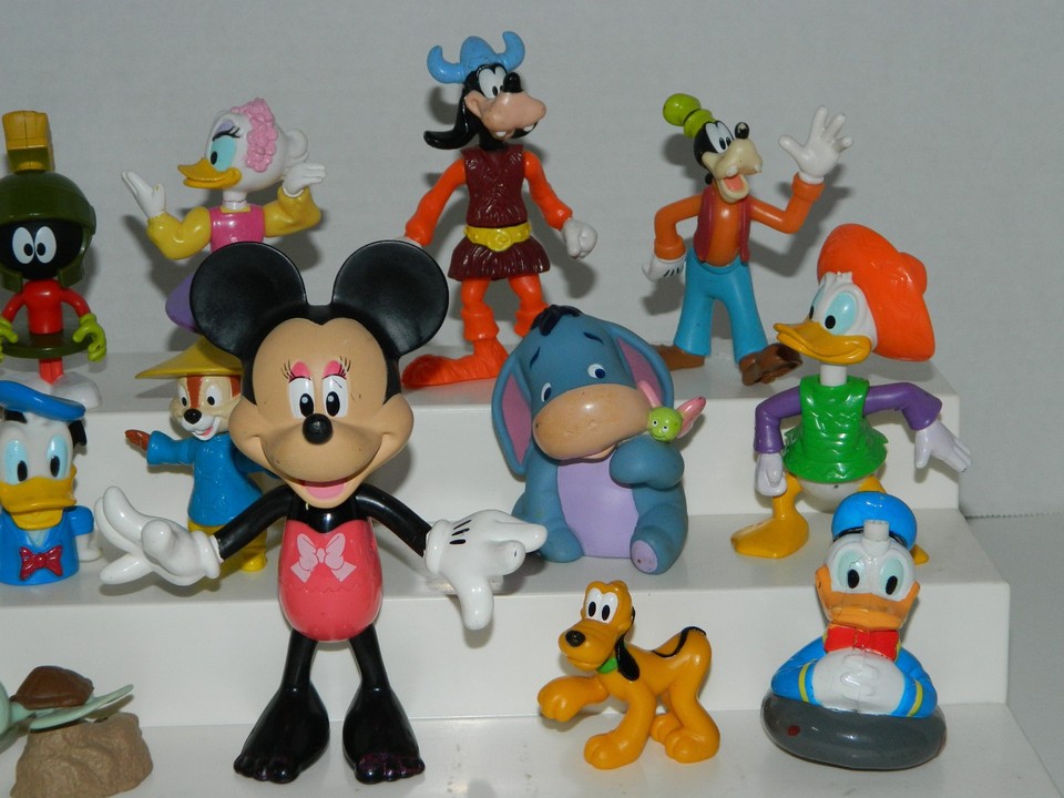 LOT OF 15 DISNEY PVC MIXED CHARACTERS MICKEY MINNIE MARVIN THE MARTIAN ...