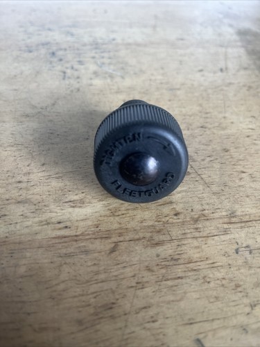 ~BRAND NEW~ OEM FLEETGUARD POWER STEERING RESERVOIR VENTED FILL CAP ...