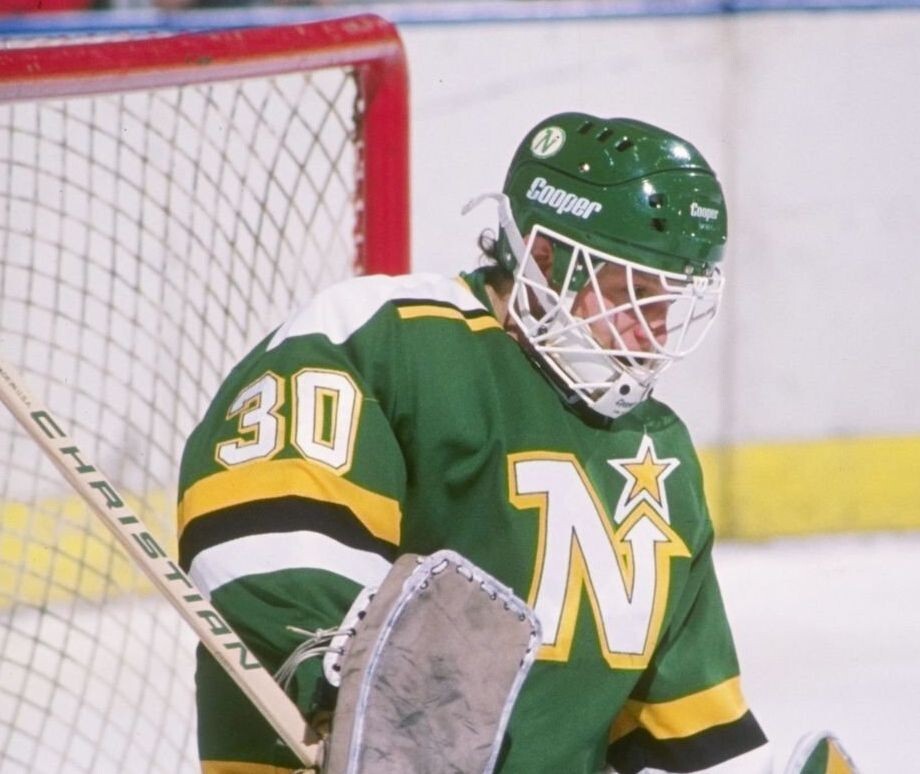 Cooper SK600 HM30 Dangler Goalie Helmet Mask Jon Casey Minnesota North ...