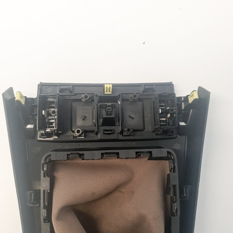 SUBARU FORESTER SJ Manual Gear Shifting Level Surround Trim 92122SG010 ...