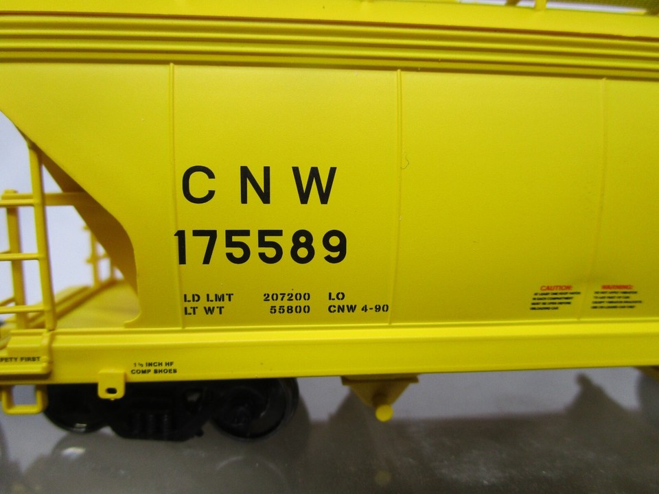 Intermountain HO Scale CNW Chicago North Western ACF 2 Bay Covered ...