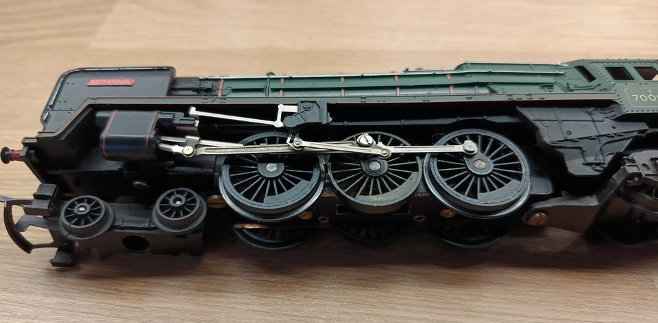 Hornby R.259S 4-6-2 Britannia Loco Green | eBay UK