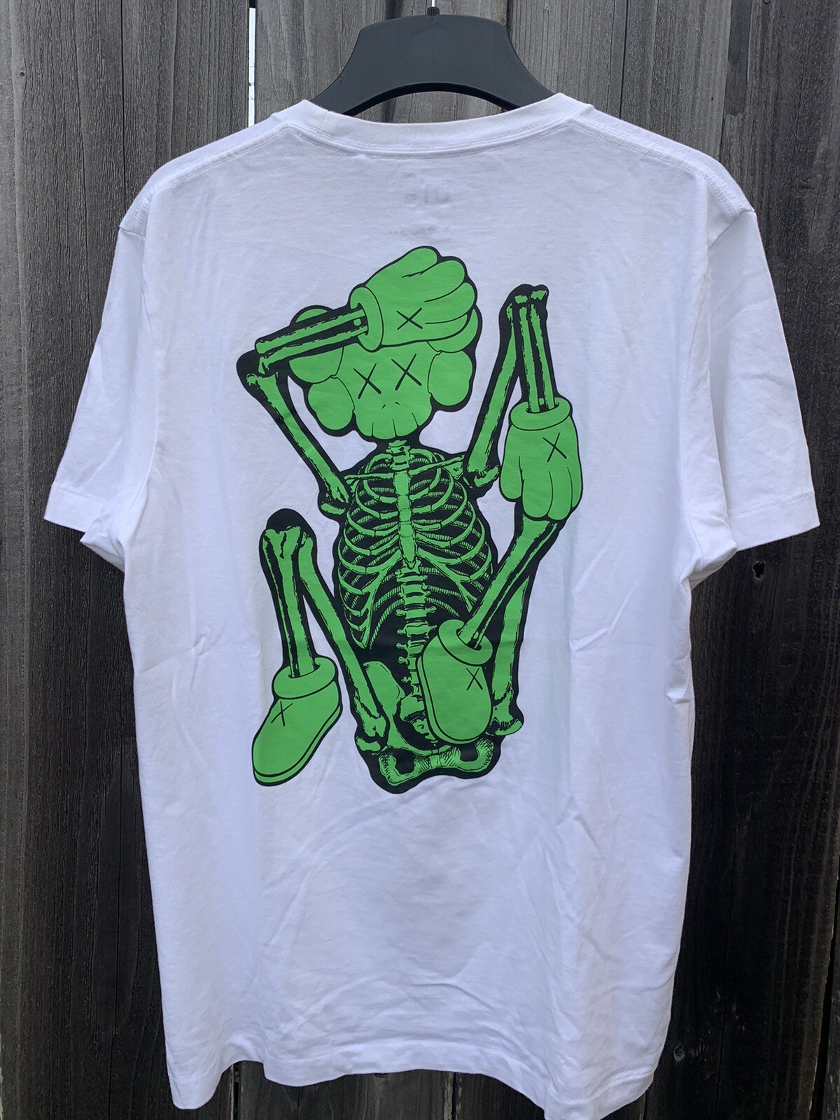 Uniqlo x Kaws XX Logo T Shirt Men Large UT White OG Green Skeleton ...
