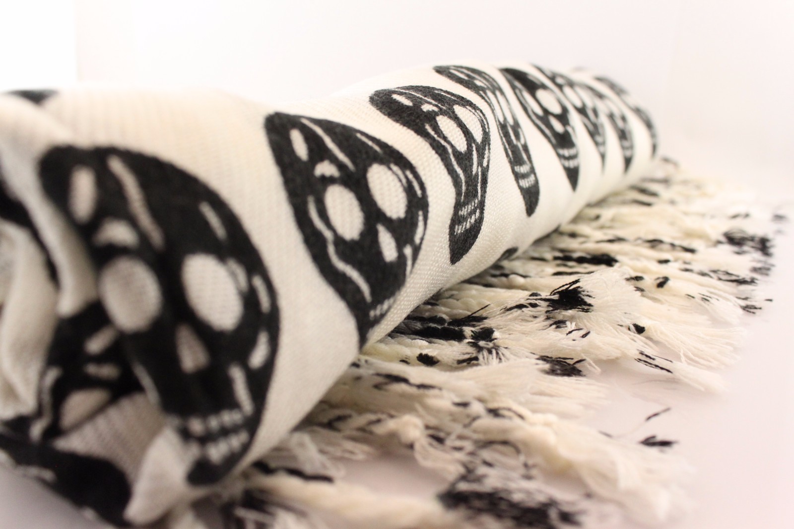 Skull scarf Halloween Gift Warm Winter Scarves Soft Long Wrap Skeleton ...
