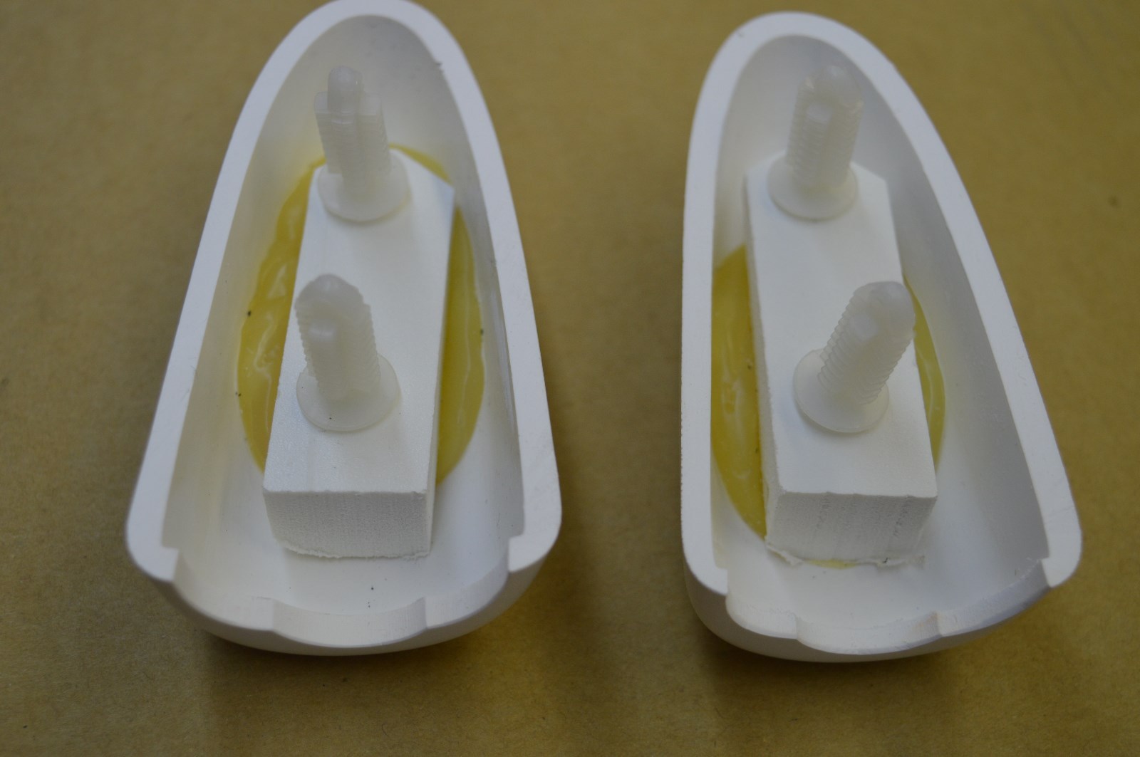 NEW PAIR OEM SEA RAY WHITE RUBRAIL END CAPS PART # 958074 SEARAY | eBay