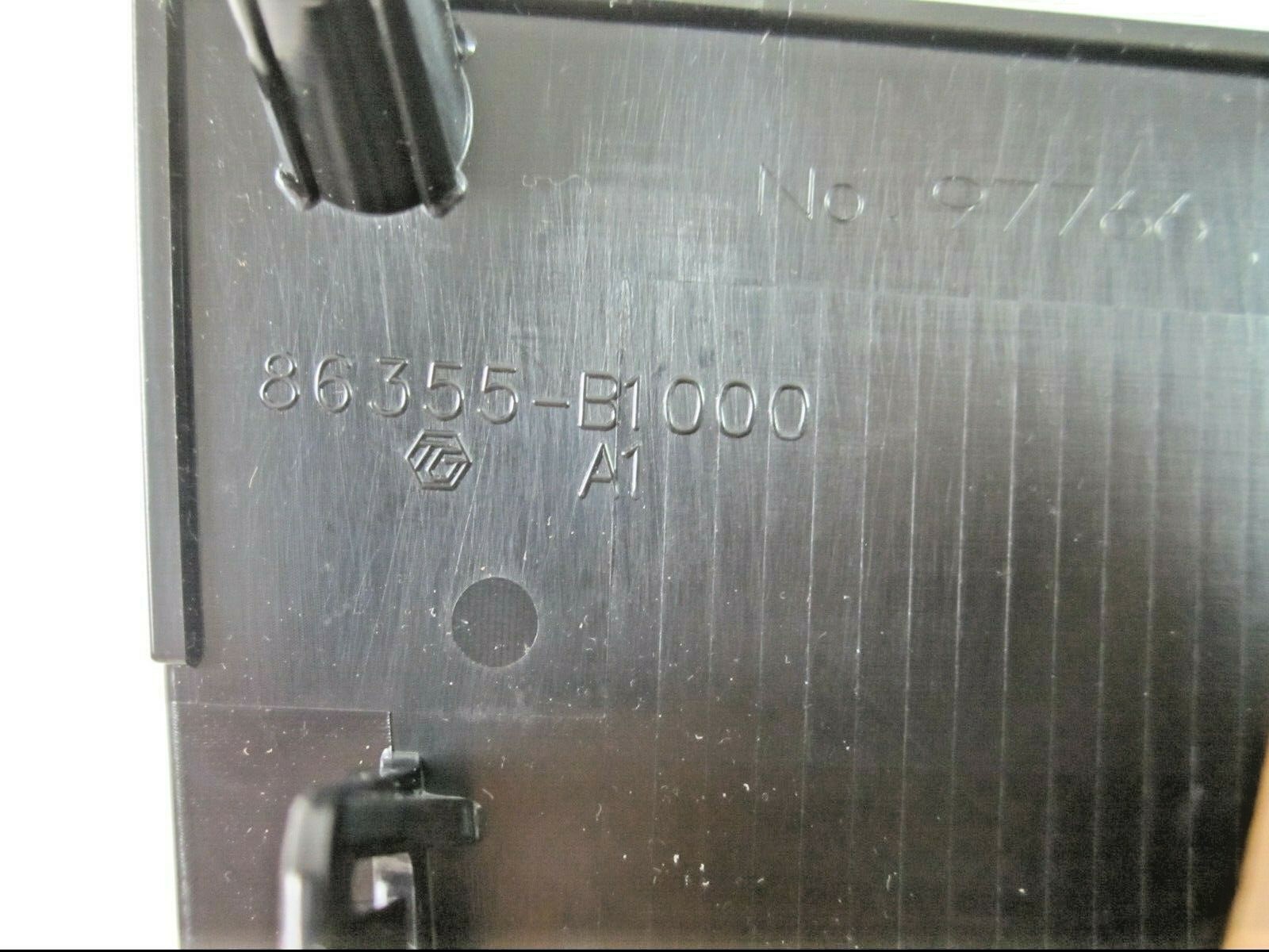 86355B1000 Kia Cover Assyacc 86355B1000 Genuine OEM Part for sale ...