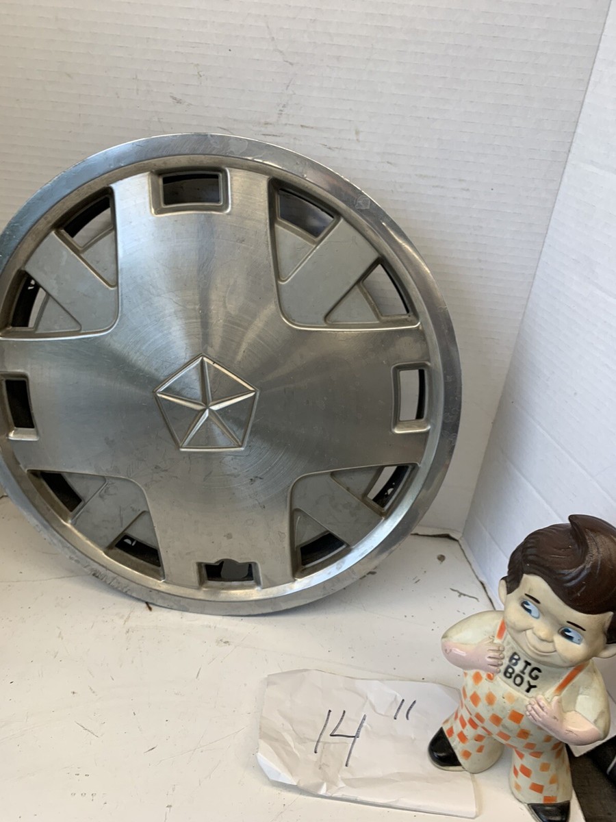 Mopar Chrysler Hubcap