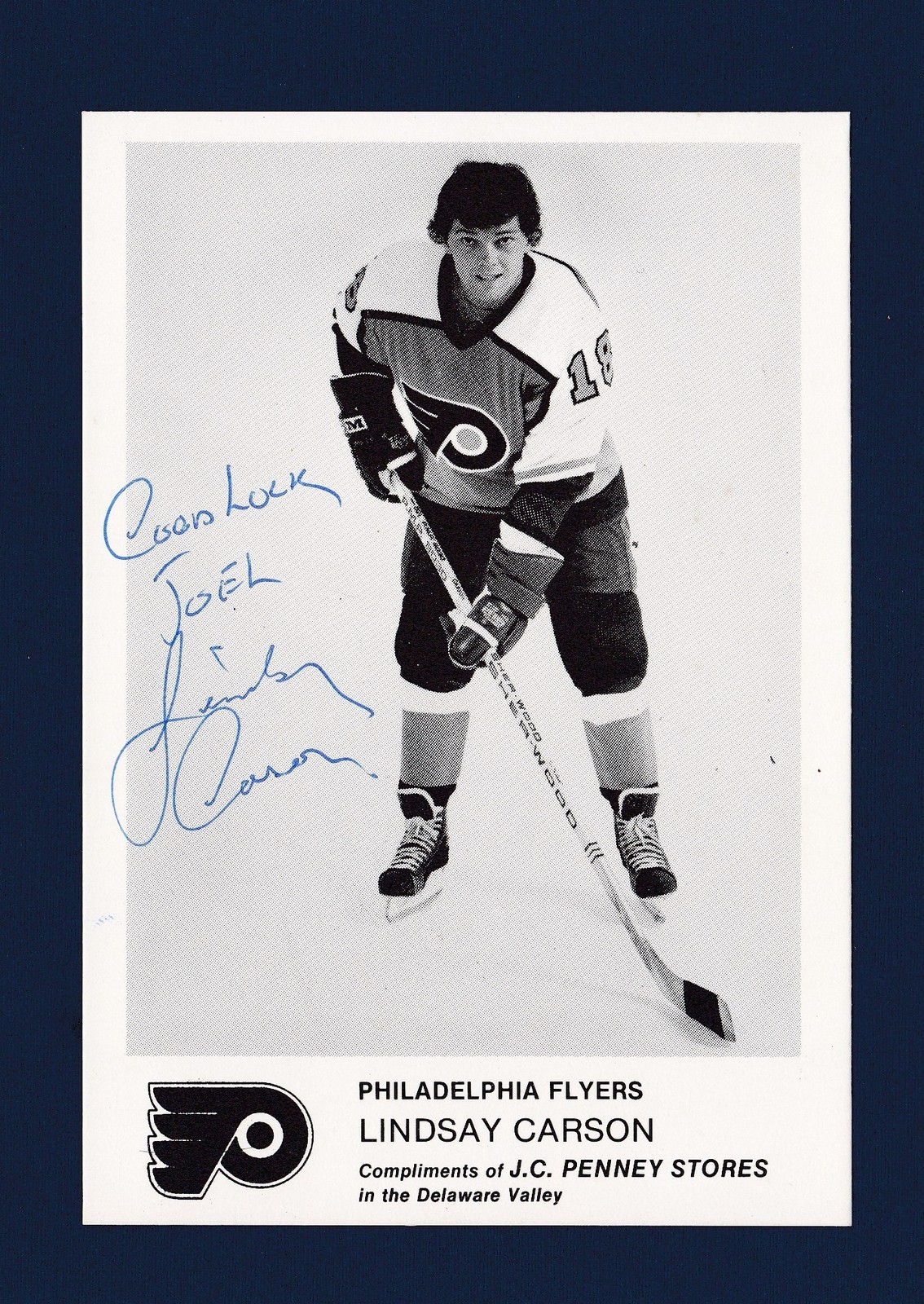 Lindsay Carson signed Philadelphia Flyers team issued hockey postcard ...