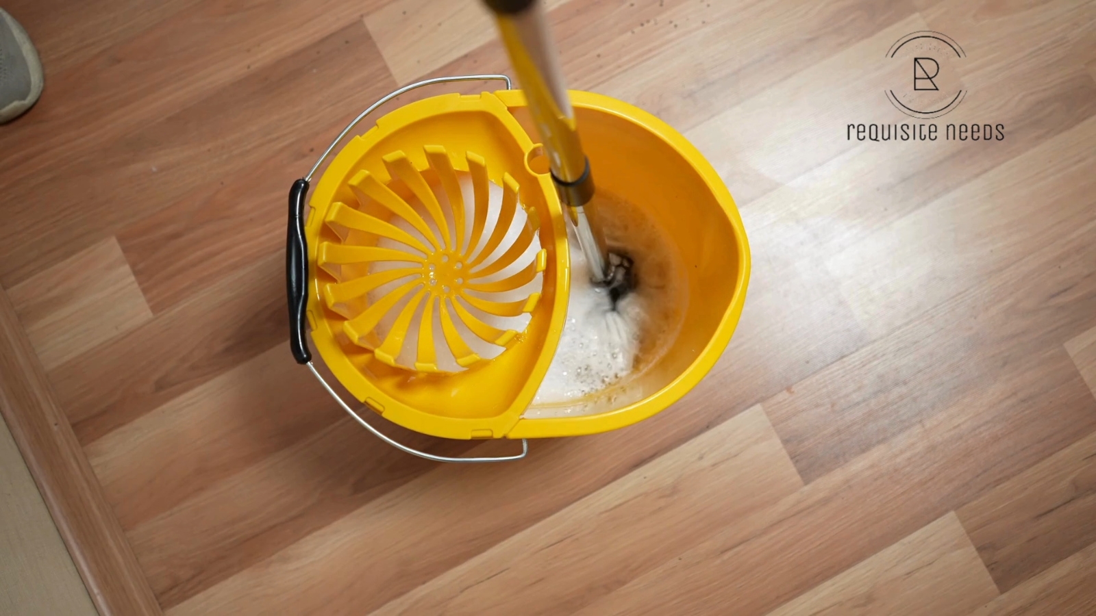 Mop and Bucket Set Floor Mops 16L Wringer Mopping Industrial Plastic ...