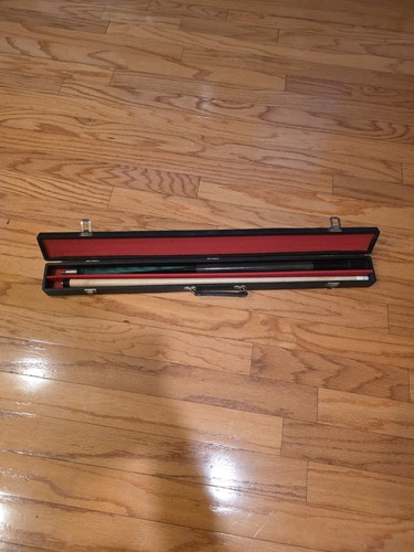 Vintage Player's Edge pool cue with hard case (green inlays with ...