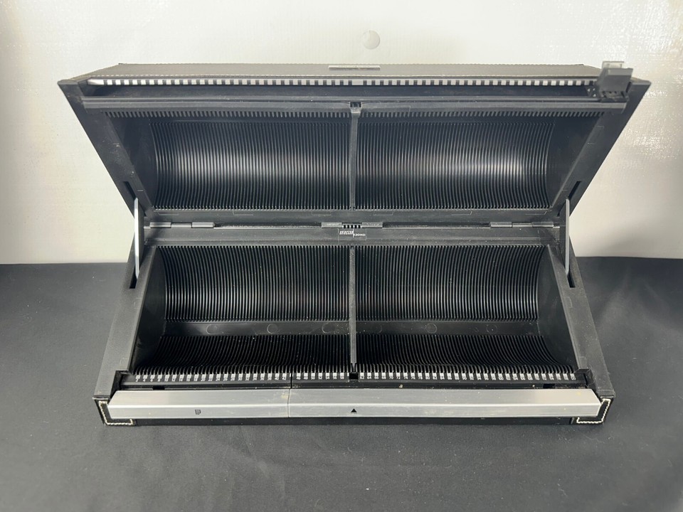 DiscGear Selector 120HD Black Faux Leather CD DVD Video Game Storage ...