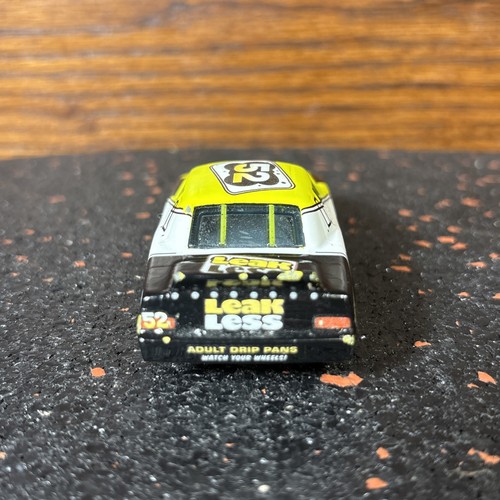 Disney Pixar Cars Movie - LEAK LESS #52 CLAUDE SCRUGGS Piston Cup - 1: ...