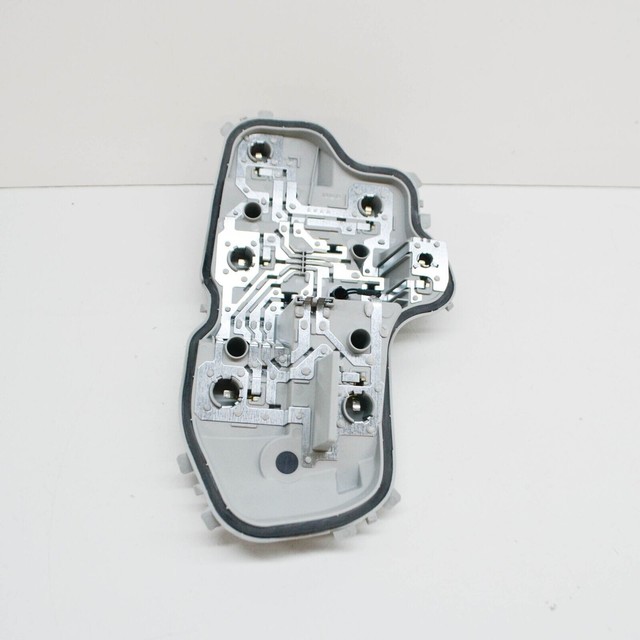 BMW 2 Series F22 F23 F87 Bulb Holder Right Hand Rear Genuine ...