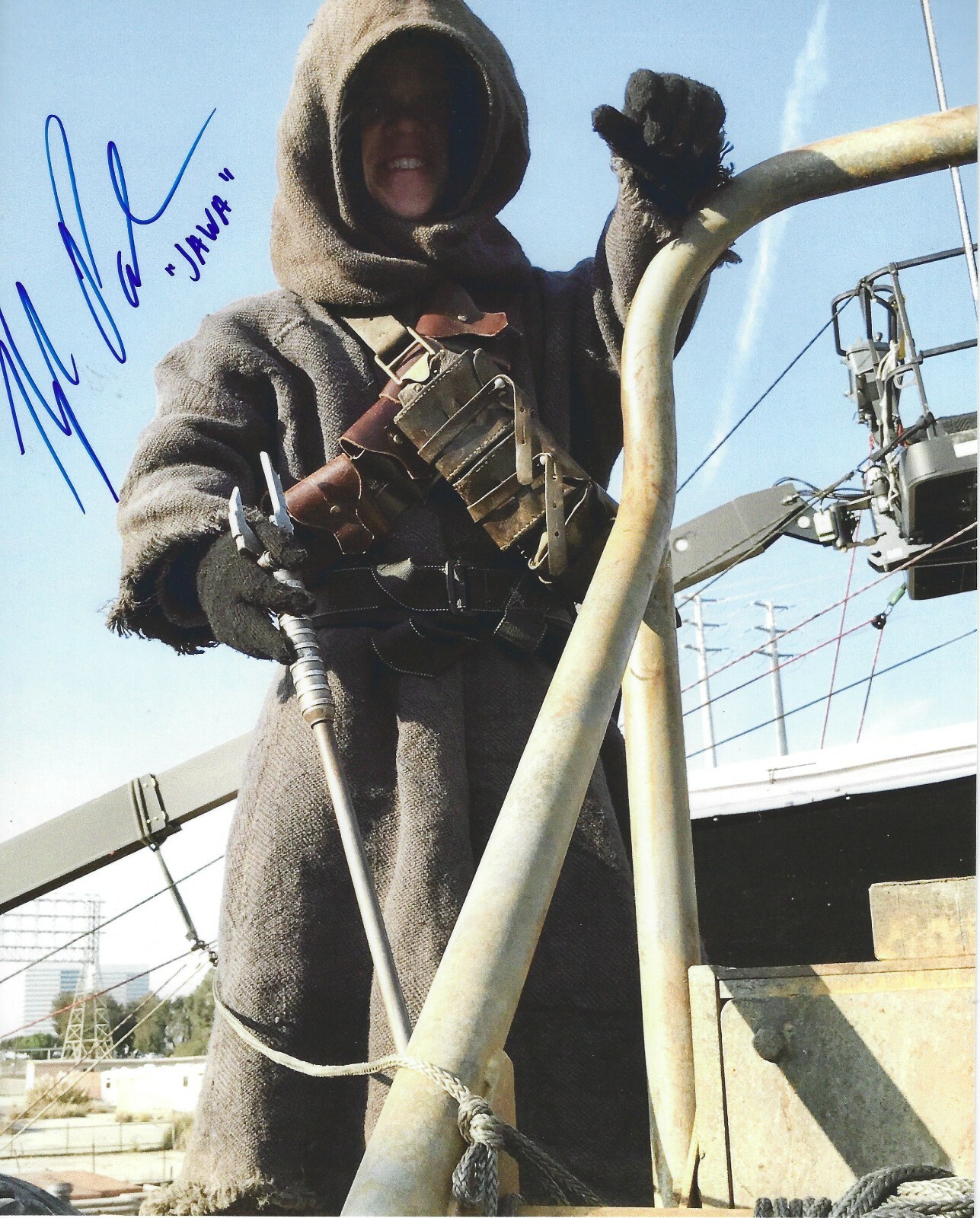 KYLE PACEK Signed 8 x 10 Photo STAR WARS MANDALORIAN Actor JAWA Free ...