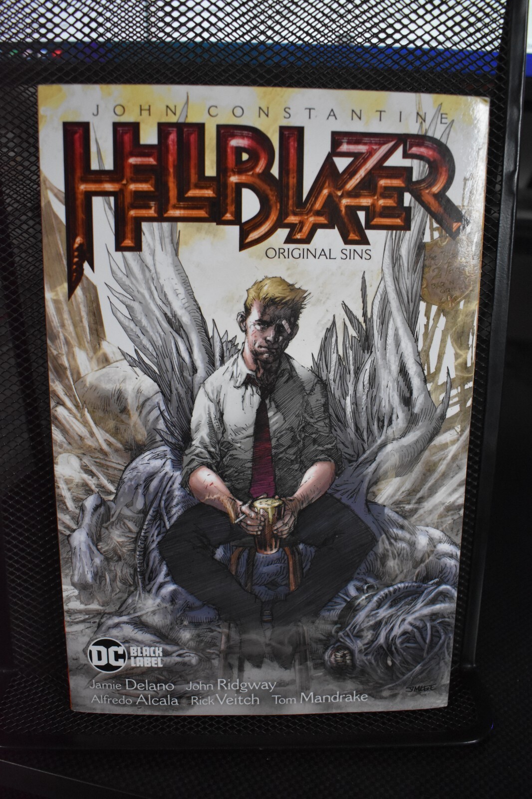 John Constantine Hellblazer Deluxe Edition Volume 1 Original Sins DC TPB RARE | eBay