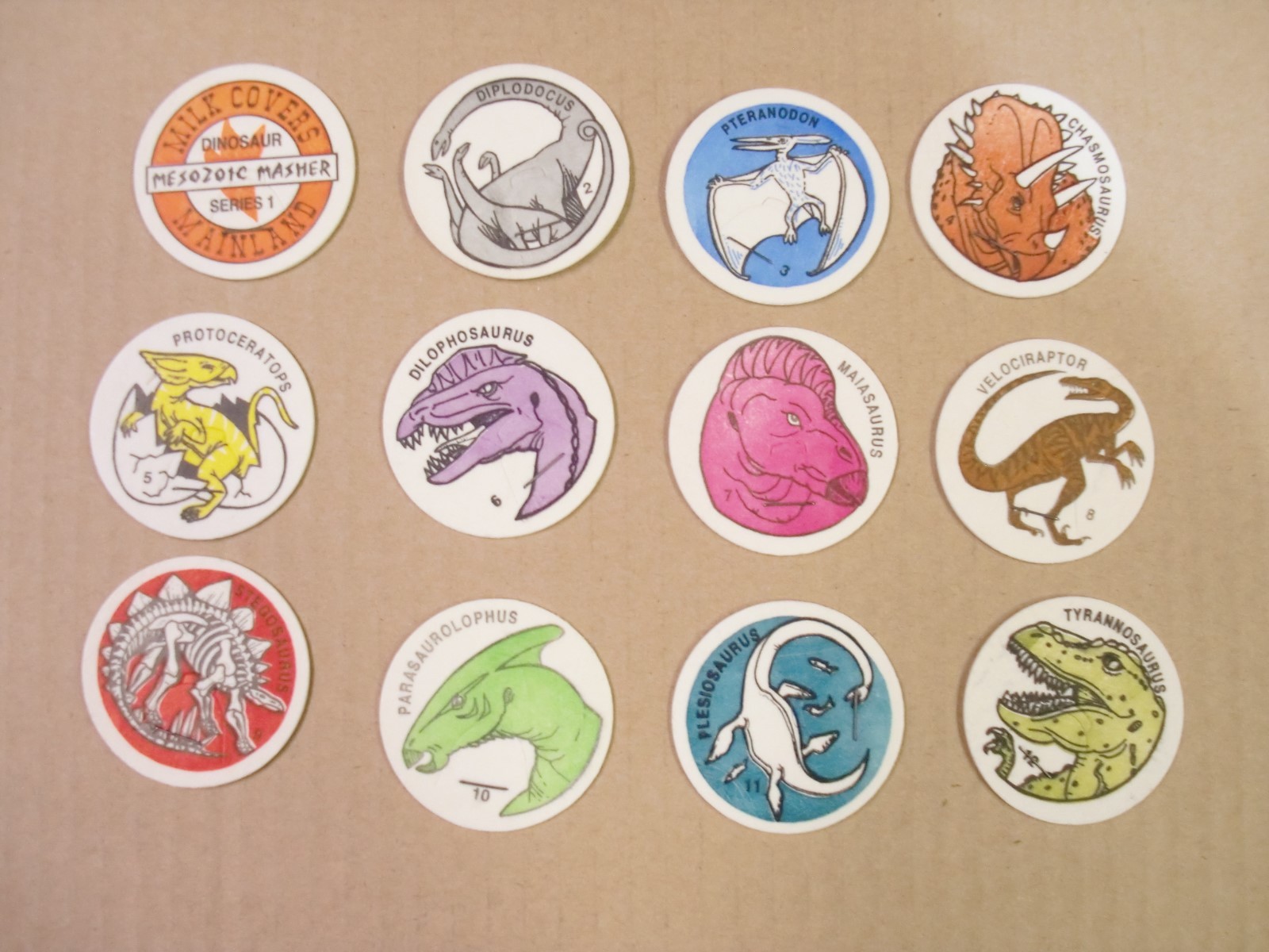 DINOSAURS SET/LOT of (12) DIFFERENT MILKCAPS/POGS | eBay