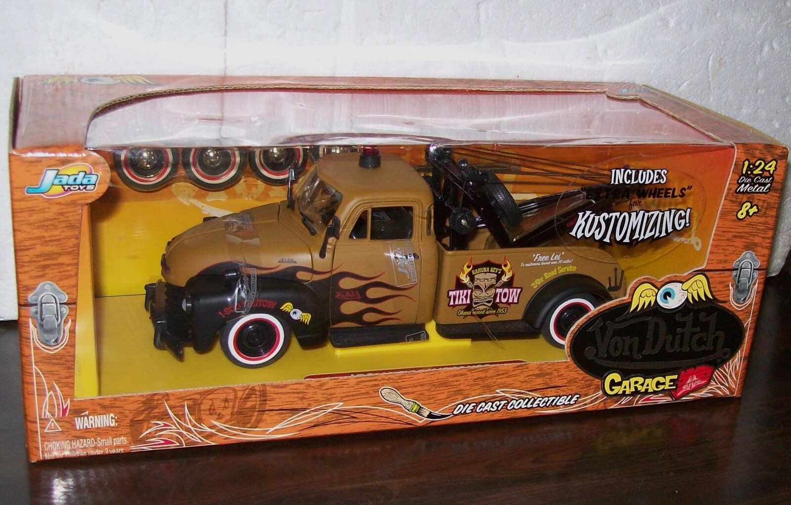 1:24 Von Dutch TIKI TOW TRUCK 1953 Chevy Wrecker by JADA | eBay