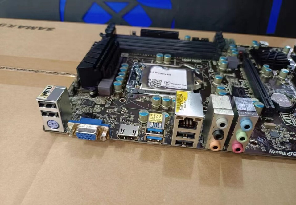 ASRock Z77 PRO3 LGA1155 Intel Z77 ATX Desktop Motherboard HDMI System ...