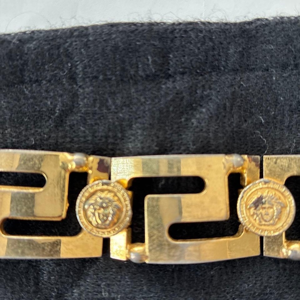 GIANNI VERSACE Medusa Greca Gold Bracelet Bangle Buckle Closure Vintage ...