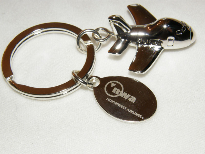NORTHWEST AIRLINES BOEING 747 AIRPLANE KEYCHAIN NWA DELTA PILOT ...