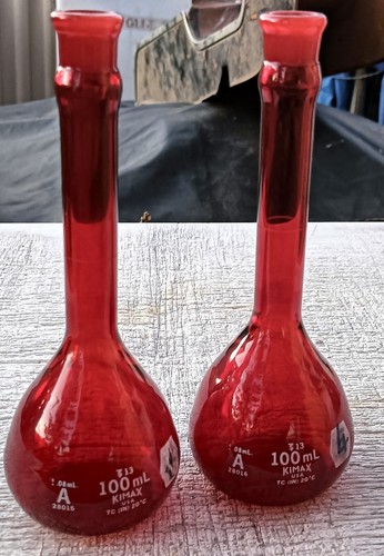 2 x Vintage Laboratory Volumetric Flasks Ruby Red Kimax USA 100ml ...