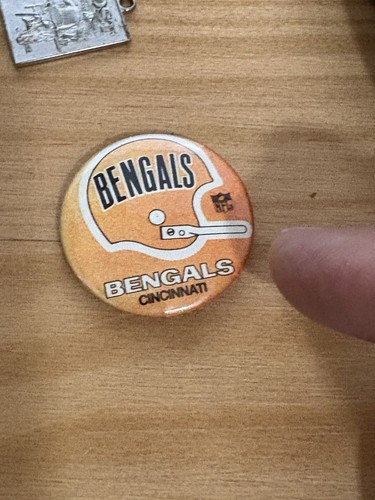 Vintage NFL Cincinnati Bengals Orange Helmet Pin 1.25” | eBay