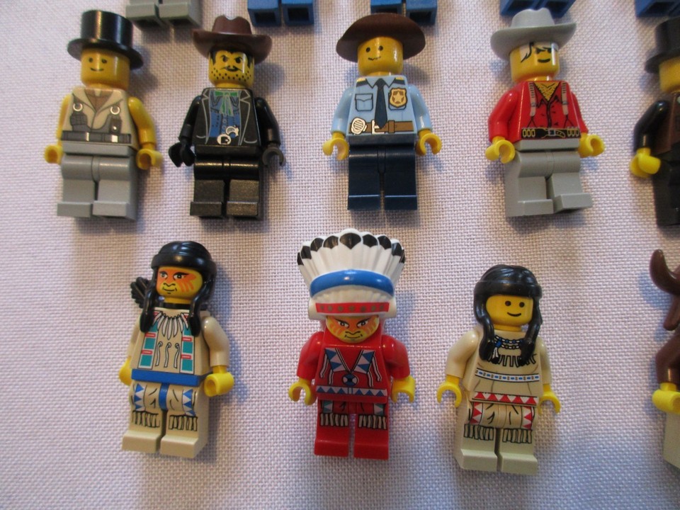Lego, Figuren aus den Western und Indianer Sets, Ritter, Kg, Burg, Star ...