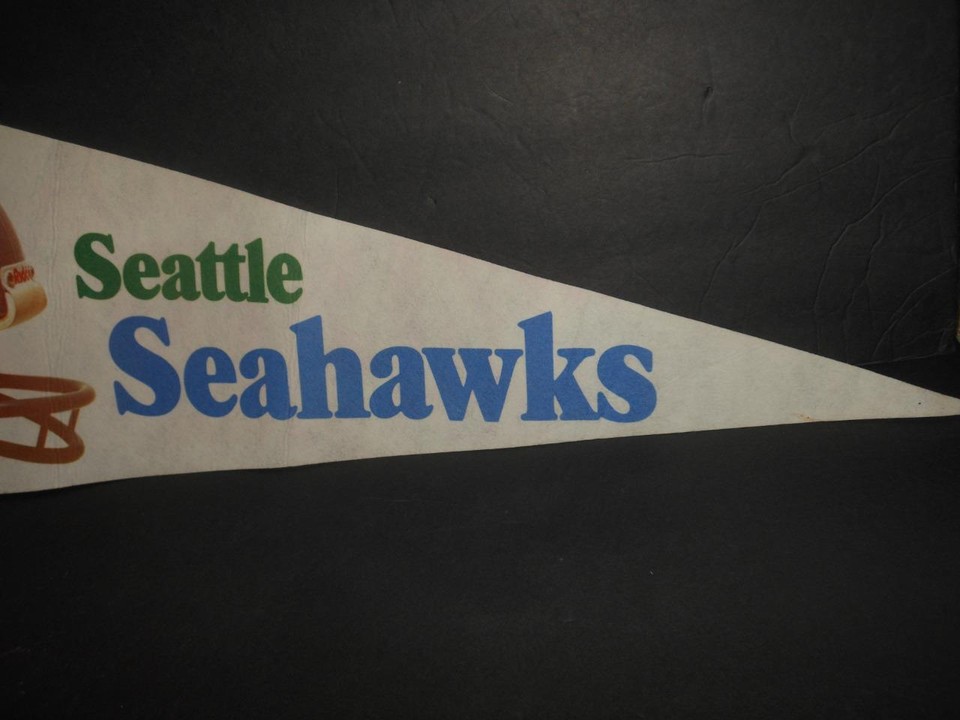 RARE VINTAGE 1970s NFL SEATTLE SEAHAWKS BAR HELMET FOOTBALL PENNANT 30 ...