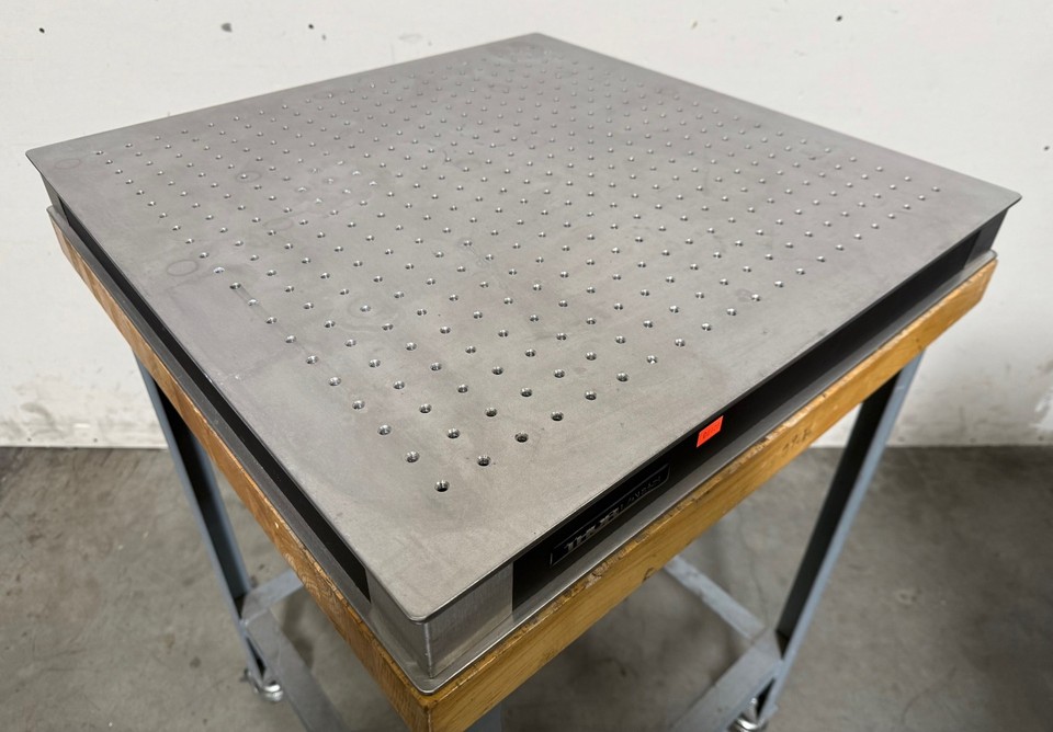 C198921 Thorlabs PBH11105 Laser Optical Breadboard (24" x 24" x 2-3/8") 1/4-20 | eBay