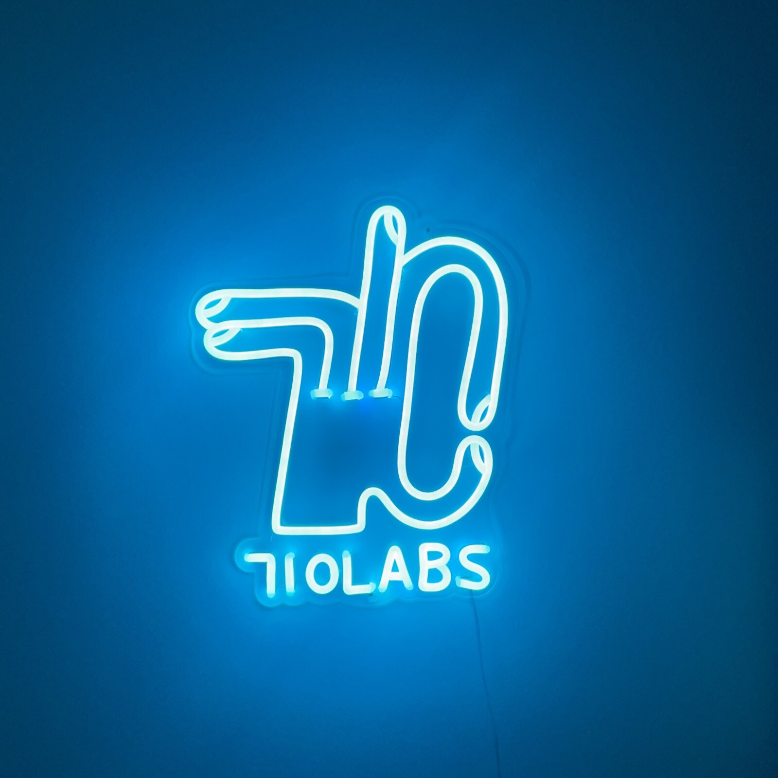 710Labs 710 Labs Limited Edition Blue Finger Logo Neon Light | eBay