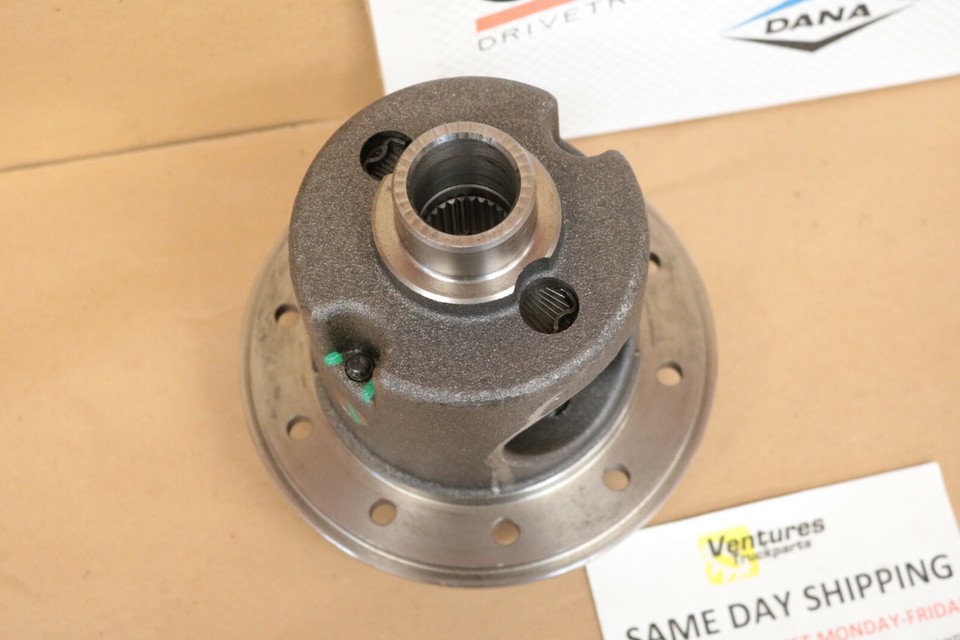 Chrysler 8.25 Rear Axle 27 Spline Trac Lok Carrier New Dana Spicer ...