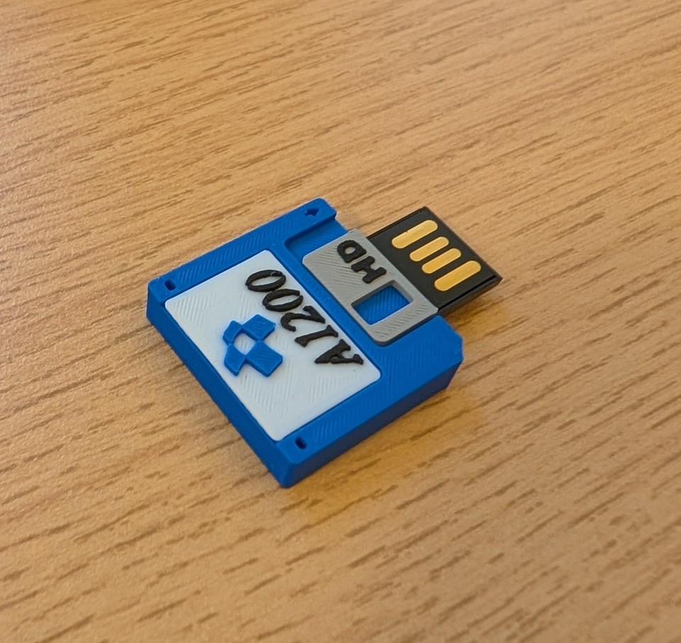 The A1200 Retro Amiga floppy Style Flash Drive (64GB) - Retro gift ...