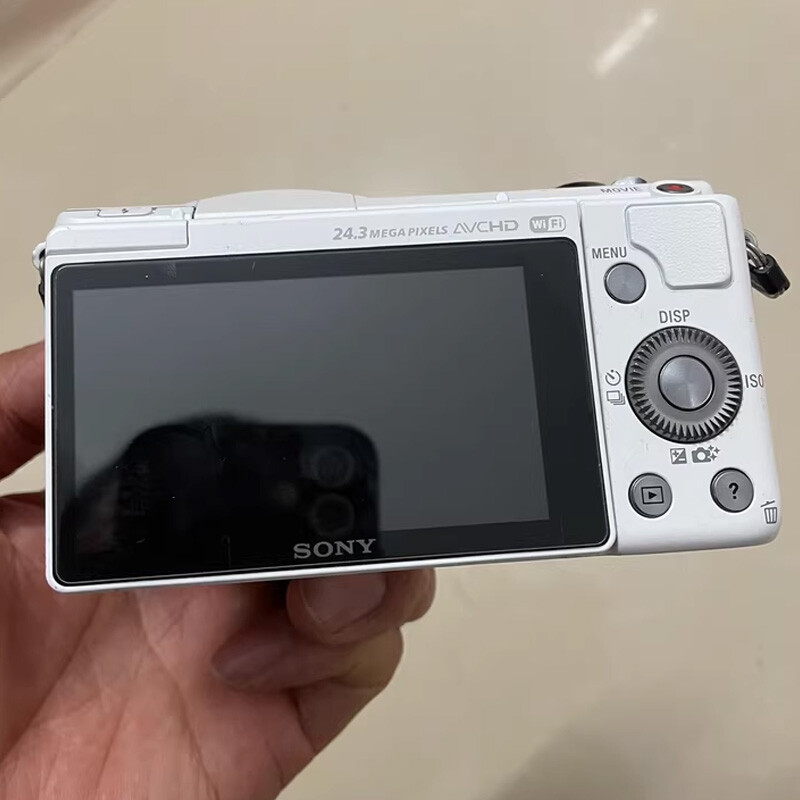Sony Alpha a5000 Mirrorless Digital Camera With 16-50mm OSS Lens White ...