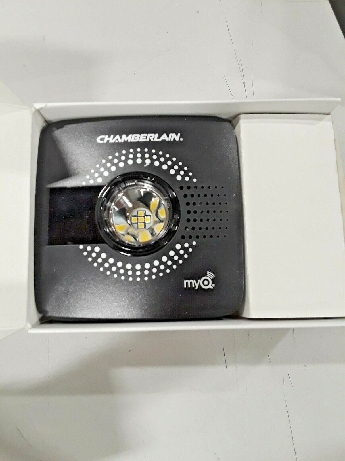 Chamberlain Smart WIFI Garage Hub Control W/ Smartphone & MyQ App + Get ...