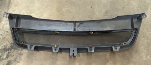 4057031C3 GENUINE INTERNATIONAL NAVISTAR - BUMPER, CENTER GRILLE ASSY ...