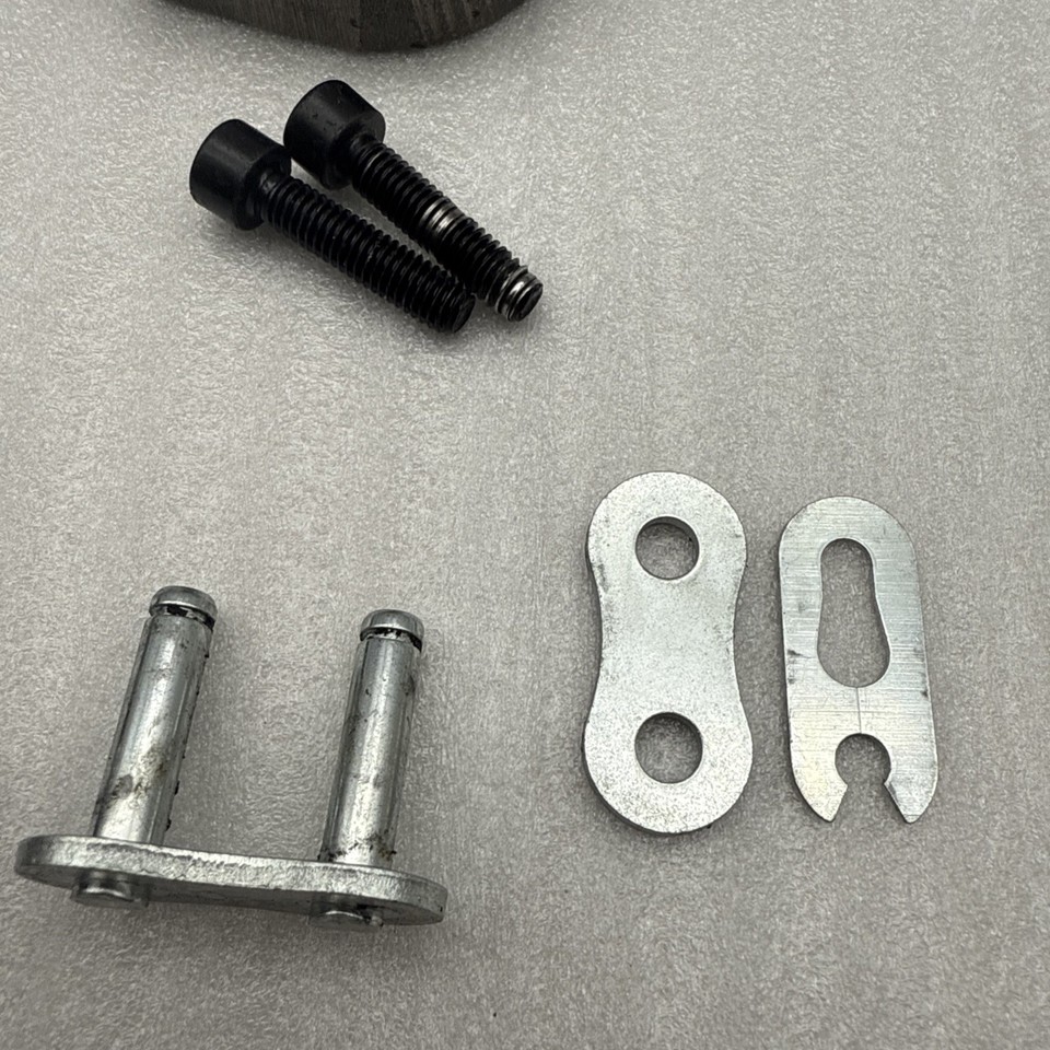 HYDRAULIC CONTROL VALVE HANDLE & BRACKET KIT - WOOD CHIPPER USED *READ ...