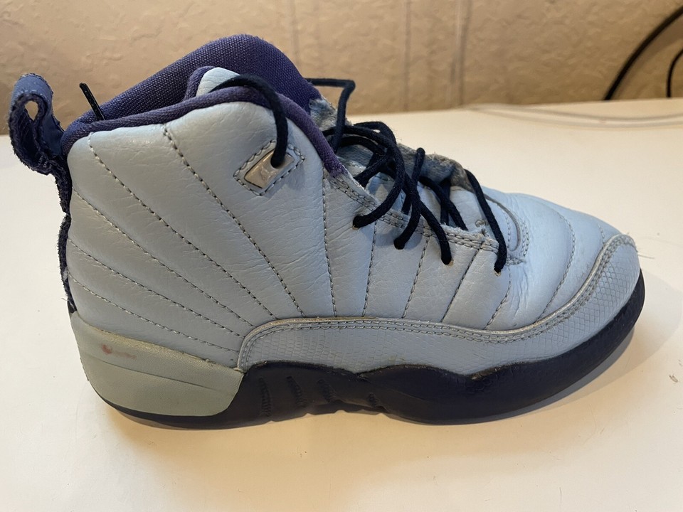 Pre School Nike Air Jordan Retro 12 "Hornets" Athletic Fashion 510816 ...