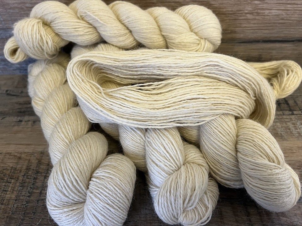 Pure Kent Romney 100% Wool Hank Skein 100g Natural Undyed Colour, Sport ...